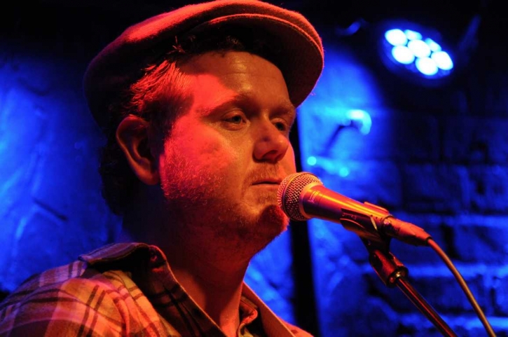 Tim Hart, der Singer & Songwriter aus Australien